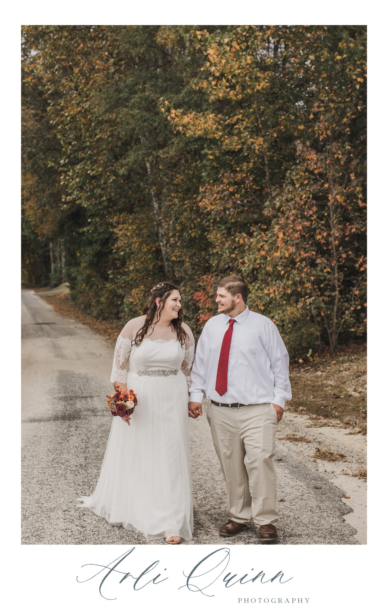 Intimate Backyard Fall Wedding | Jennifer & Robert - Blog